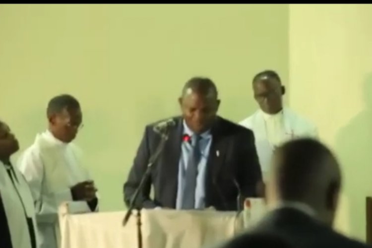 ADEPR: Nyuma yo kugaragara mu gitambo cya Misa, Pasiteri isaie ngo ...